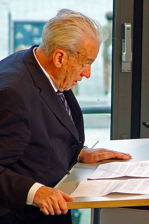 Menschen | Vor 100 Jahren wurde Walter Jens geboren | TITEL kulturmagazin